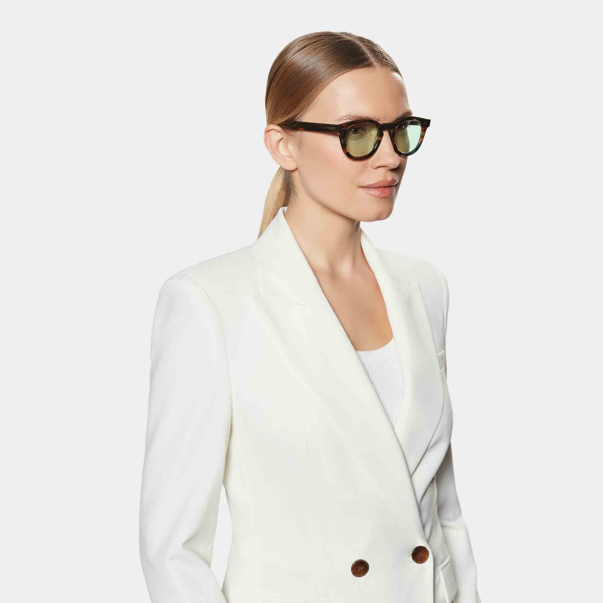 Square sunglasses with light greeen lenses: Donegal | TBD Eyewear